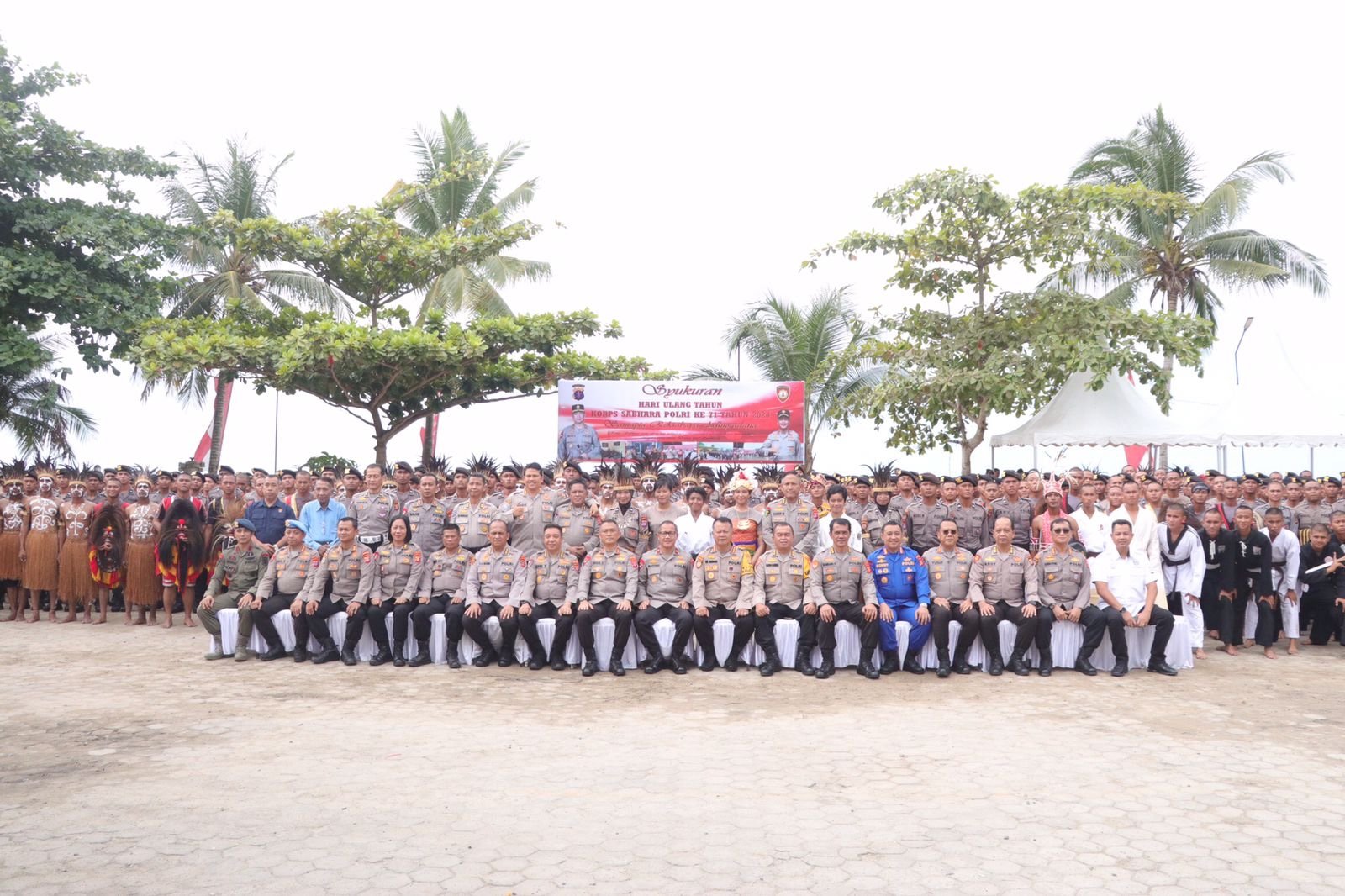 Upacara Penutupan Pembaretan Bintara Remaja Dit Samapta Polda Kaltim ...